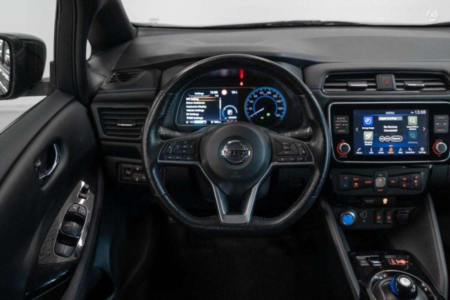 Melns Nissan Leaf 2021 Viļņa, ar dzinēja tilpumu 0.00 L un nobraukumu 71 tūkst. km par 13300 €, foto 10 vietnē AUTOMOTO.COM.LV