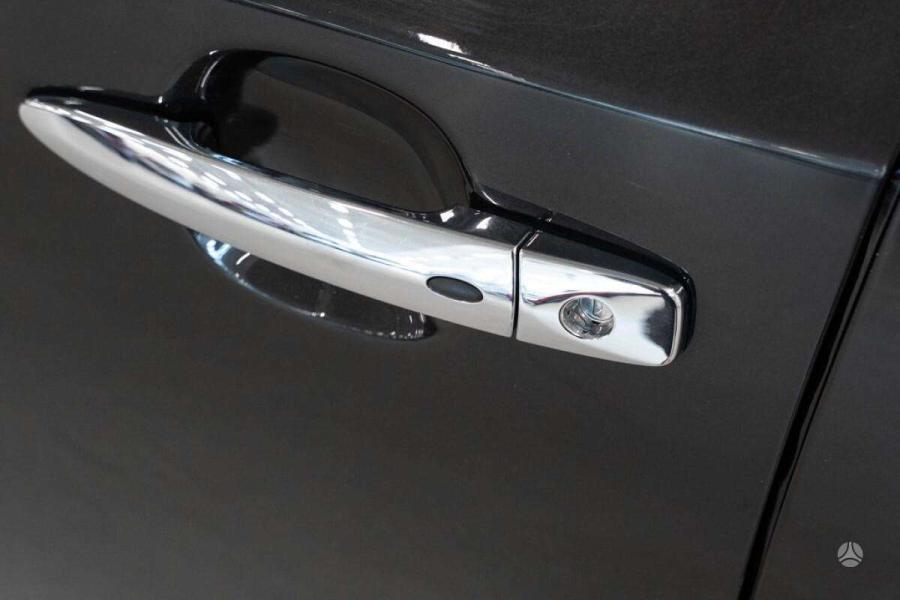 Melns Nissan Leaf 2021 Viļņa, ar dzinēja tilpumu 0.00 L un nobraukumu 71 tūkst. km par 13300 €, foto 21 vietnē AUTOMOTO.COM.LV