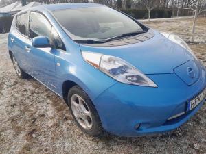 Zils Nissan Leaf 2011 Alīta, ar dzinēja tilpumu 0.00 L un nobraukumu 232 tūkst. km par 2300 €, foto  vietnē AUTOMOTO.COM.LV