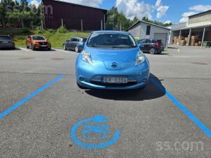 Zils Nissan Leaf 2012 Valmiera, ar dzinēja tilpumu 0.00 L un nobraukumu 162 tūkst. km par 3300 €, foto 1 vietnē AUTOMOTO.COM.LV