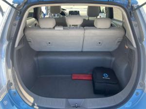 Zils Nissan Leaf 2012 Šauļi, ar dzinēja tilpumu 0.00 L un nobraukumu 179 tūkst. km par 2750 €, foto 10 vietnē AUTOMOTO.COM.LV