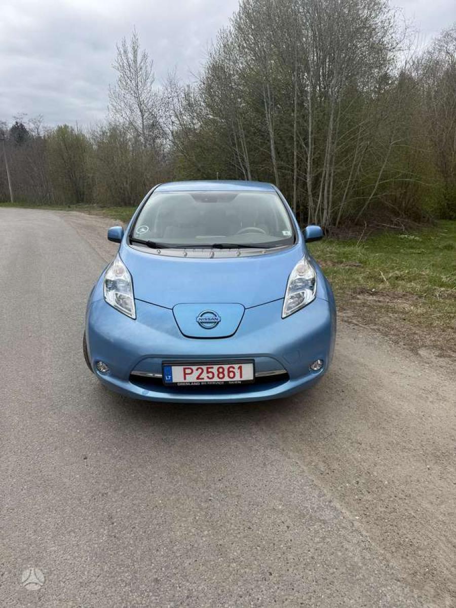 Blue Nissan Leaf 2012 in Telschi, with an engine capacity of 0.00 L and mileage of 161 thousand km for 2700 €, photo 3 on AUTOMOTO.COM.LV
