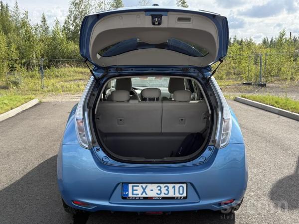 Blue Nissan Leaf 2013 in Liepaja, with an engine capacity of 0.00 L and mileage of 115 thousand km for 3900 €, photo 10 on AUTOMOTO.COM.LV