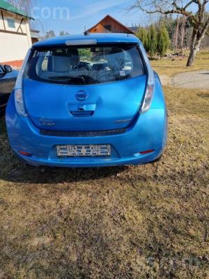 Zils Nissan Leaf 2013 Daugavpils, ar dzinēja tilpumu 0.00 L un nobraukumu 120 tūkst. km par 1750 €, foto 6 vietnē AUTOMOTO.COM.LV