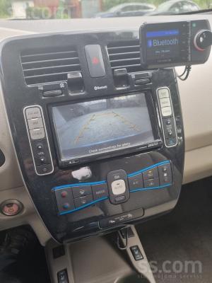 Zils Nissan Leaf 2013 Daugavpils, ar dzinēja tilpumu 0.00 L un nobraukumu 120 tūkst. km par 1750 €, foto 10 vietnē AUTOMOTO.COM.LV