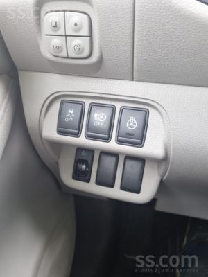 Zils Nissan Leaf 2013 Daugavpils, ar dzinēja tilpumu 0.00 L un nobraukumu 120 tūkst. km par 1750 €, foto 11 vietnē AUTOMOTO.COM.LV