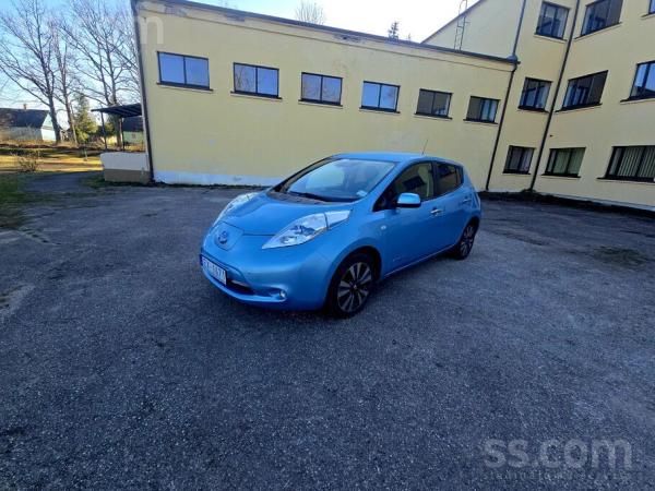 Zils Nissan Leaf 2016 Daugavpils, ar dzinēja tilpumu 0.00 L un nobraukumu 154 tūkst. km par 6850 €, foto 2 vietnē AUTOMOTO.COM.LV