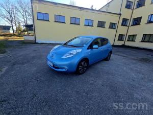 Zils Nissan Leaf 2016 Daugavpils, ar dzinēja tilpumu 0.00 L un nobraukumu 154 tūkst. km par 6850 €, foto 2 vietnē AUTOMOTO.COM.LV