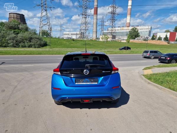 Blue Nissan Leaf 2019 in Kaunas, with an engine capacity of 0.00 L and mileage of 42 thousand km for 14990 €, photo 9 on AUTOMOTO.COM.LV