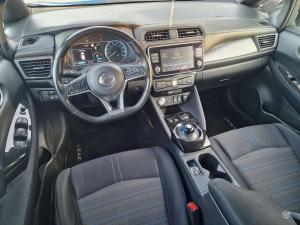 Blue Nissan Leaf 2019 in Kaunas, with an engine capacity of 0.00 L and mileage of 42 thousand km for 13490 €, photo 12 on AUTOMOTO.COM.LV