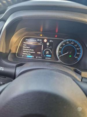 Blue Nissan Leaf 2019 in Kaunas, with an engine capacity of 0.00 L and mileage of 42 thousand km for 13490 €, photo 20 on AUTOMOTO.COM.LV