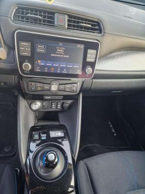 Blue Nissan Leaf 2019 in Kaunas, with an engine capacity of 0.00 L and mileage of 42 thousand km for 13490 €, photo 22 on AUTOMOTO.COM.LV