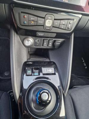 Blue Nissan Leaf 2019 in Kaunas, with an engine capacity of 0.00 L and mileage of 42 thousand km for 13490 €, photo 23 on AUTOMOTO.COM.LV