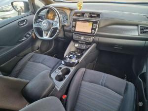 Blue Nissan Leaf 2019 in Kaunas, with an engine capacity of 0.00 L and mileage of 42 thousand km for 13490 €, photo 28 on AUTOMOTO.COM.LV