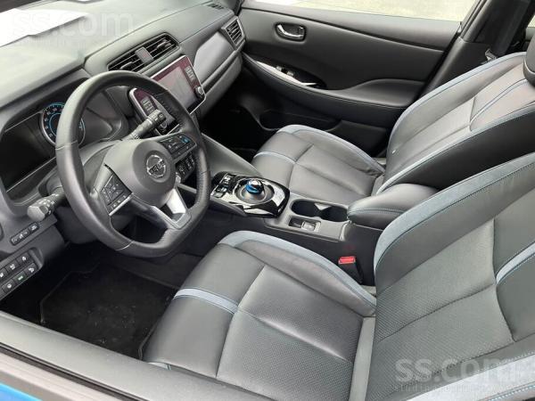 Blue Nissan Leaf 2020 in Riga, with an engine capacity of 0.00 L and mileage of 53 thousand km for 12500 €, photo 5 on AUTOMOTO.COM.LV