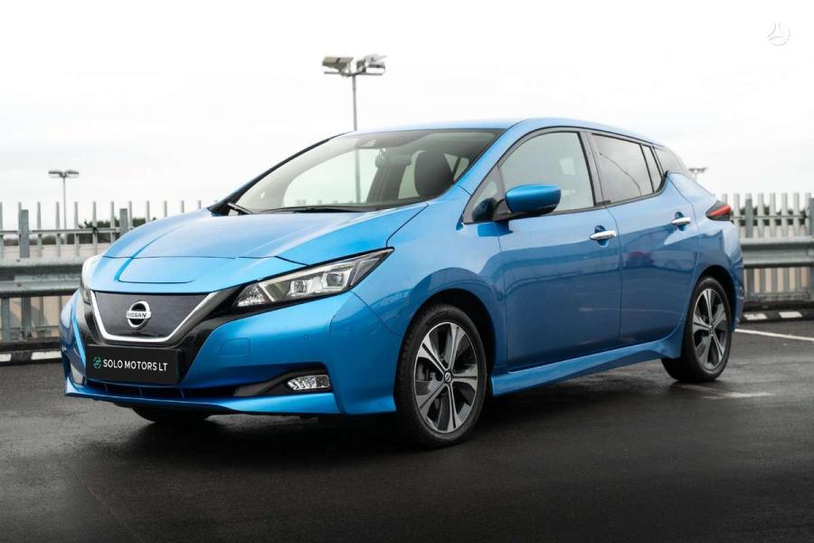 Zils Nissan Leaf 2021 Viļņa, ar dzinēja tilpumu 0.00 L un nobraukumu 51 tūkst. km par 13500 €, foto 1 vietnē AUTOMOTO.COM.LV