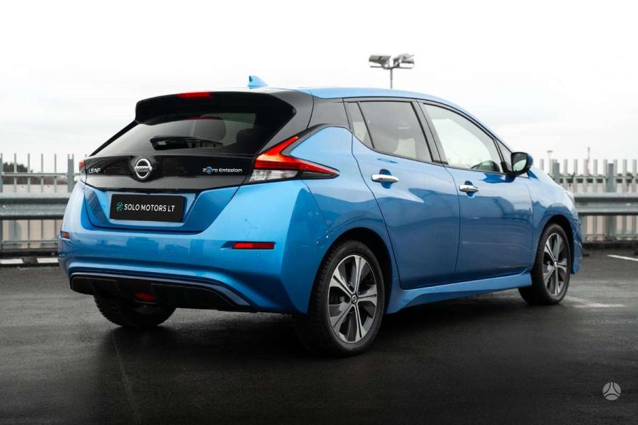 Zils Nissan Leaf 2021 Viļņa, ar dzinēja tilpumu 0.00 L un nobraukumu 51 tūkst. km par 13500 €, foto 6 vietnē AUTOMOTO.COM.LV