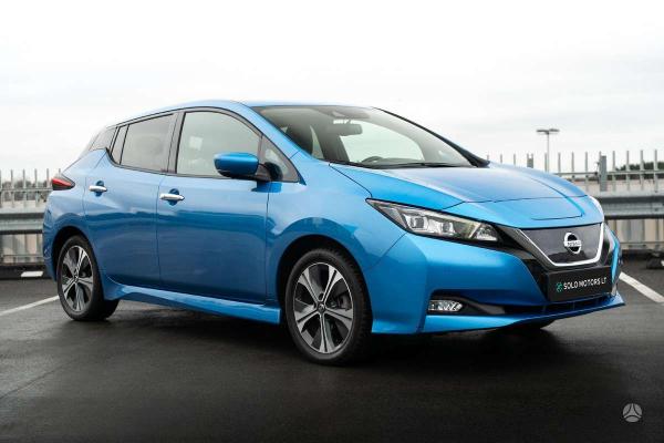 Zils Nissan Leaf 2021 Viļņa, ar dzinēja tilpumu 0.00 L un nobraukumu 51 tūkst. km par 13500 €, foto 8 vietnē AUTOMOTO.COM.LV