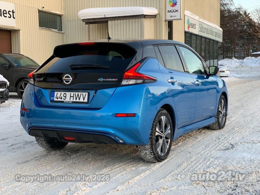 Blue Nissan Leaf 2021 in Tallinn, with an engine capacity of 0.00 L and mileage of 43 thousand km for 17900 €, photo 3 on AUTOMOTO.COM.LV