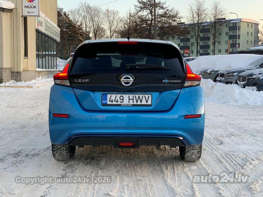 Zils Nissan Leaf 2021 Tallina, ar dzinēja tilpumu 0.00 L un nobraukumu 43 tūkst. km par 17900 €, foto 8 vietnē AUTOMOTO.COM.LV