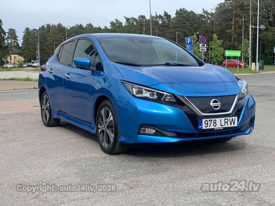 Blue Nissan Leaf 2021 in Tallinn, with an engine capacity of 0.00 L and mileage of 54 thousand km for 14900 €, photo 3 on AUTOMOTO.COM.LV