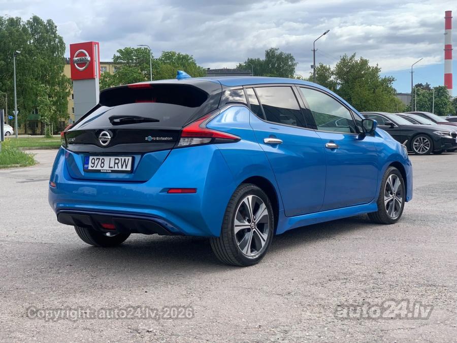 Blue Nissan Leaf 2021 in Tallinn, with an engine capacity of 0.00 L and mileage of 54 thousand km for 14900 €, photo 4 on AUTOMOTO.COM.LV