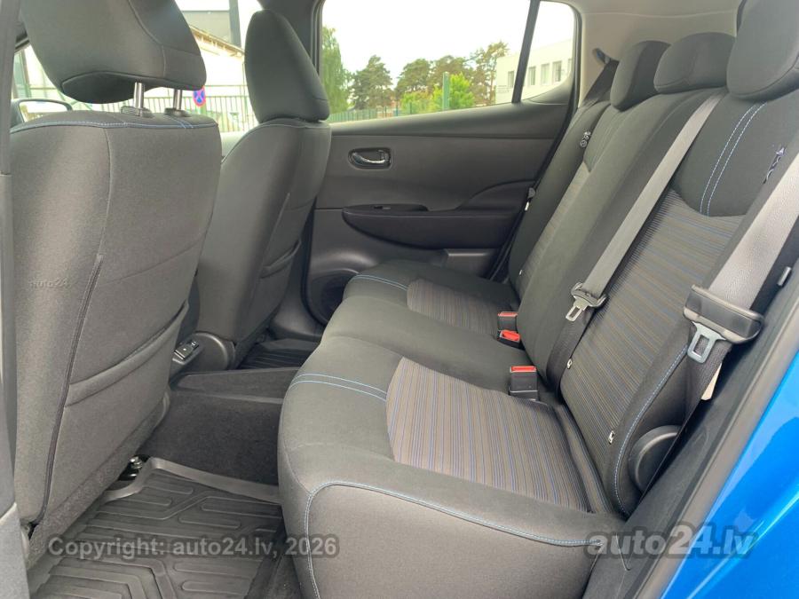 Blue Nissan Leaf 2021 in Tallinn, with an engine capacity of 0.00 L and mileage of 54 thousand km for 14900 €, photo 12 on AUTOMOTO.COM.LV