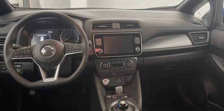 Blue Nissan Leaf 2021 in Riga, with an engine capacity of 0.00 L and mileage of 36 thousand km for 14500 €, photo 6 on AUTOMOTO.COM.LV