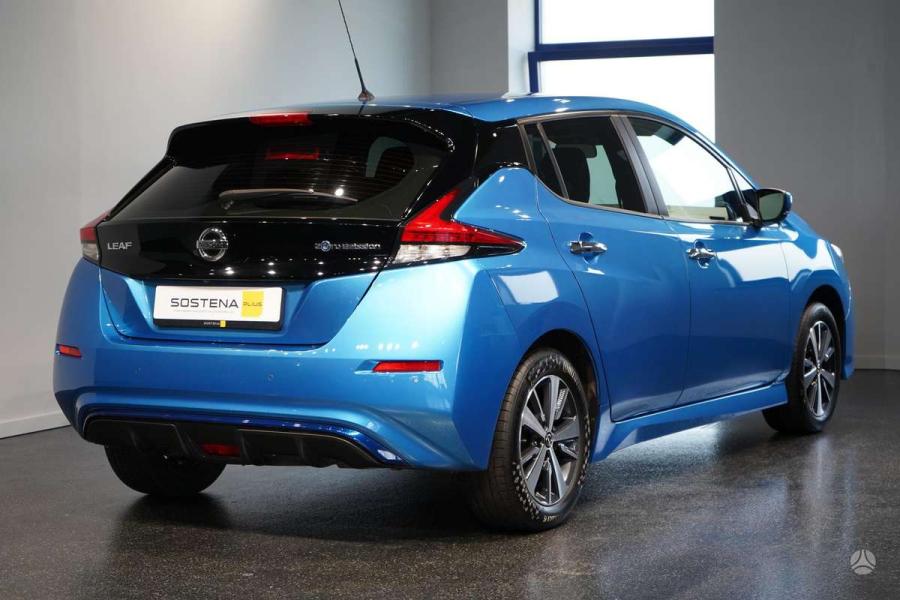 Zils Nissan Leaf 2021 Viļņa, ar dzinēja tilpumu 0.00 L un nobraukumu 50 tūkst. km par 14500 €, foto 4 vietnē AUTOMOTO.COM.LV