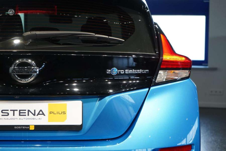 Zils Nissan Leaf 2021 Viļņa, ar dzinēja tilpumu 0.00 L un nobraukumu 50 tūkst. km par 14500 €, foto 8 vietnē AUTOMOTO.COM.LV