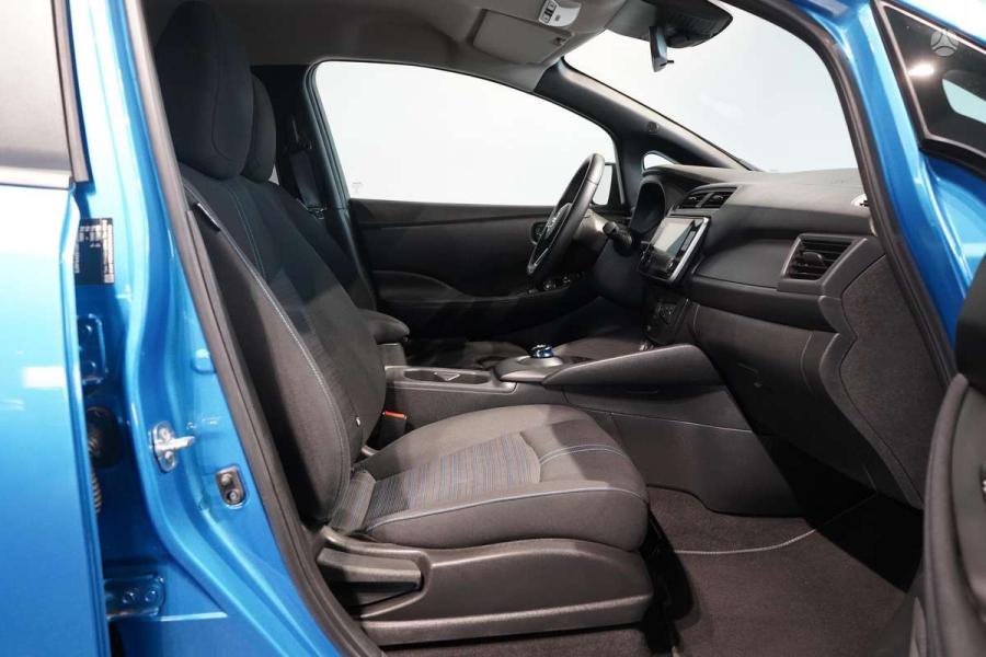 Zils Nissan Leaf 2021 Viļņa, ar dzinēja tilpumu 0.00 L un nobraukumu 50 tūkst. km par 14500 €, foto 12 vietnē AUTOMOTO.COM.LV