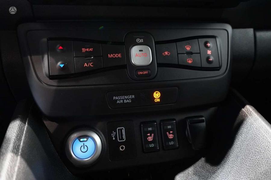 Zils Nissan Leaf 2021 Viļņa, ar dzinēja tilpumu 0.00 L un nobraukumu 50 tūkst. km par 14500 €, foto 21 vietnē AUTOMOTO.COM.LV