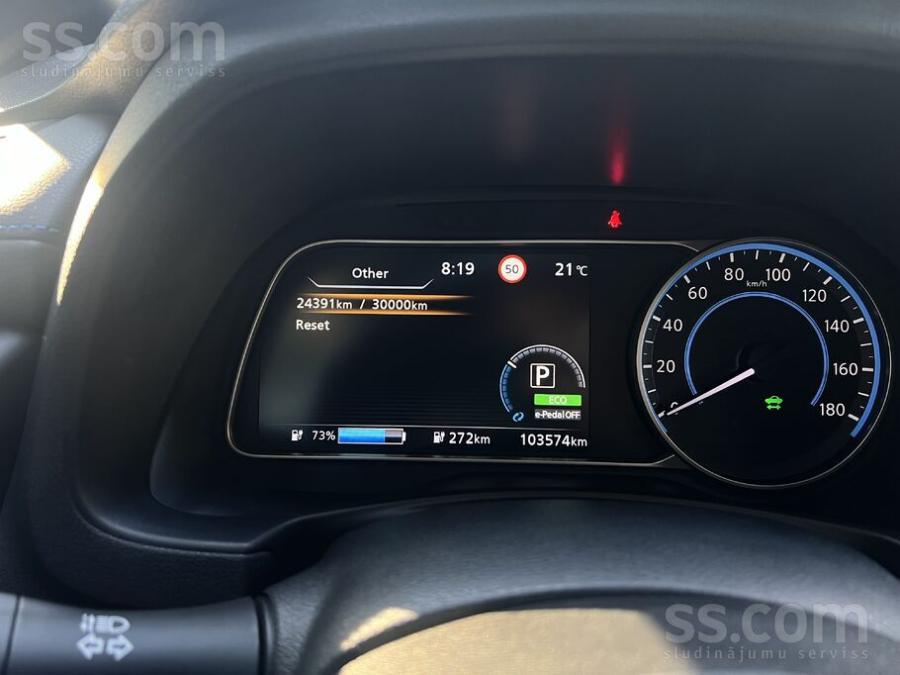 Zils Nissan Leaf 2021 Rīga, ar dzinēja tilpumu 0.00 L un nobraukumu 103 tūkst. km par 17550 €, foto 18 vietnē AUTOMOTO.COM.LV