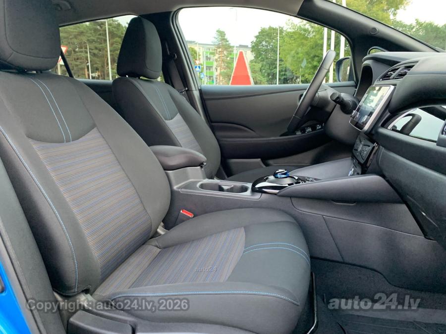 Blue Nissan Leaf 2021 in Tallinn, with an engine capacity of 0.00 L and mileage of 51 thousand km for 15900 €, photo 13 on AUTOMOTO.COM.LV