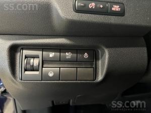 Zils Nissan Leaf 2022 Rīga, ar dzinēja tilpumu 0.00 L un nobraukumu 125 tūkst. km par 15990 €, foto 17 vietnē AUTOMOTO.COM.LV