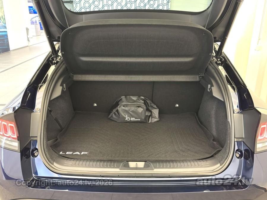 Zils Nissan Leaf 2026 Tallina, ar dzinēja tilpumu 0.00 L un nobraukumu 0 tūkst. km par 52190 €, foto 7 vietnē AUTOMOTO.COM.LV