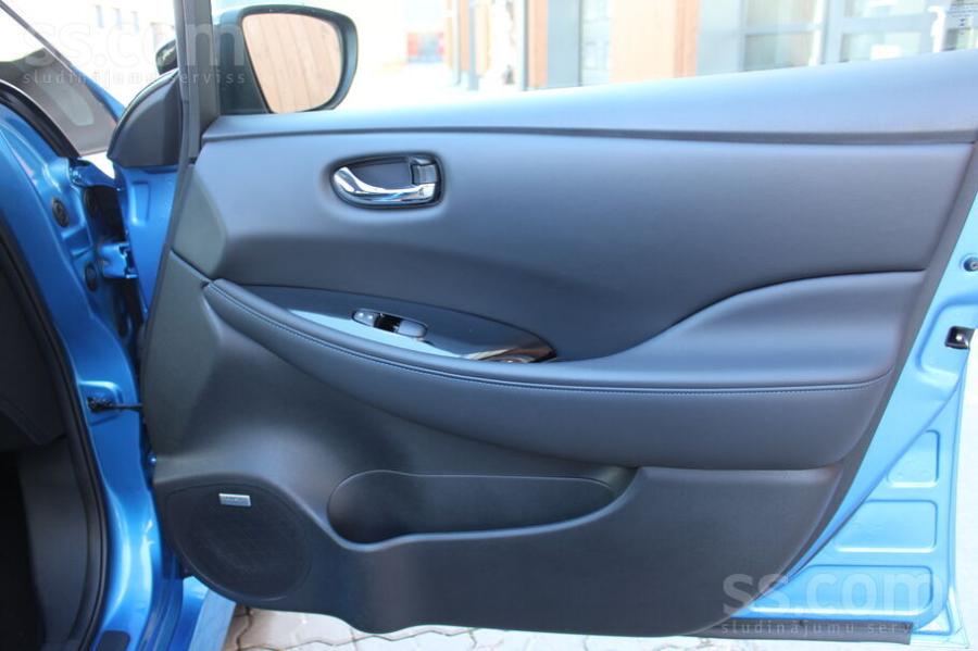 Blue Nissan Leaf 2020 in Riga, with an engine capacity of 0.00 L and mileage of 92 thousand km for 16500 €, photo 15 on AUTOMOTO.COM.LV