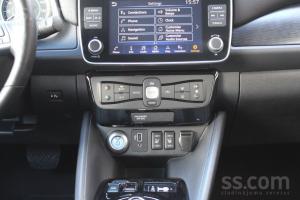 Blue Nissan Leaf 2020 in Riga, with an engine capacity of 0.00 L and mileage of 92 thousand km for 16500 €, photo 18 on AUTOMOTO.COM.LV
