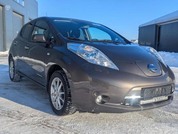 Brown Nissan Leaf 2016 in Kaunas, with an engine capacity of 0.00 L and mileage of 157 thousand km for 4350 €, photo 7 on AUTOMOTO.COM.LV