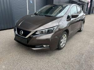 Brūns Nissan Leaf 2018 Alīta, ar dzinēja tilpumu 0.00 L un nobraukumu 152 tūkst. km par 7200 €, foto 16 vietnē AUTOMOTO.COM.LV