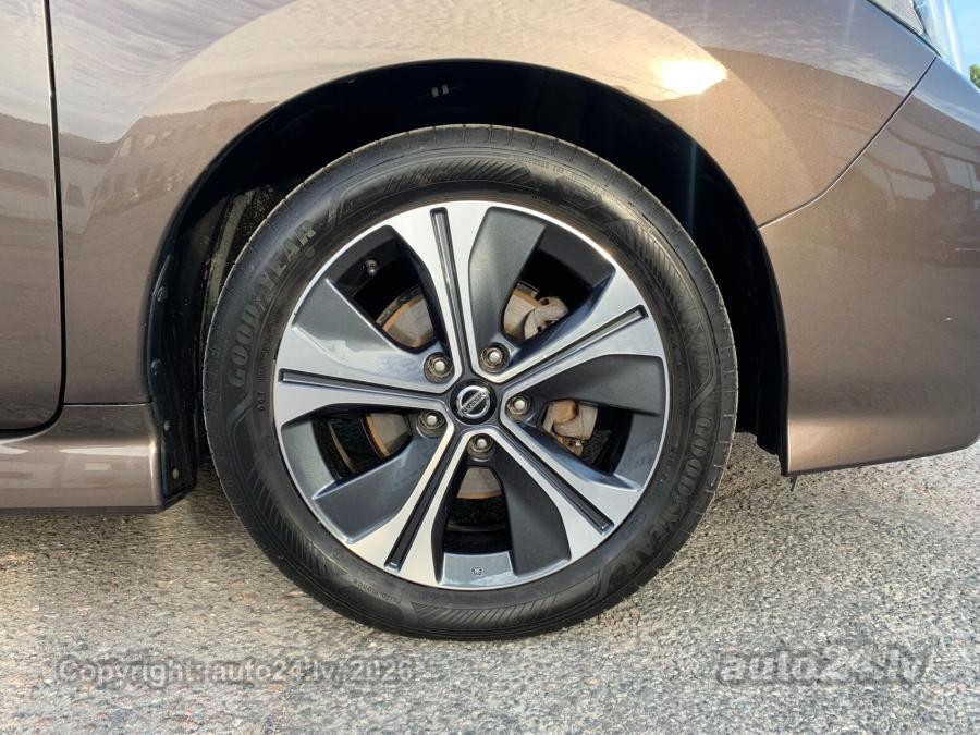 Brown Nissan Leaf 2021 in Tallinn, with an engine capacity of 0.00 L and mileage of 53 thousand km for 14900 €, photo 27 on AUTOMOTO.COM.LV
