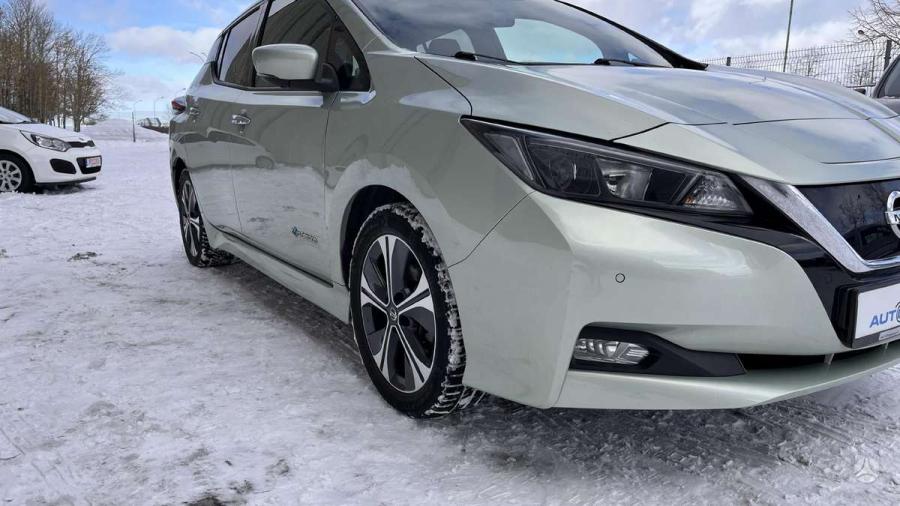 Green Nissan Leaf 2018 in Klaipeda, with an engine capacity of 0.00 L and mileage of 180 thousand km for 10900 €, photo 8 on AUTOMOTO.COM.LV