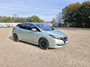 Zaļš Nissan Leaf 2018 Rīga, ar dzinēja tilpumu 0.00 L un nobraukumu 113 tūkst. km par 11700 €, foto  vietnē AUTOMOTO.COM.LV