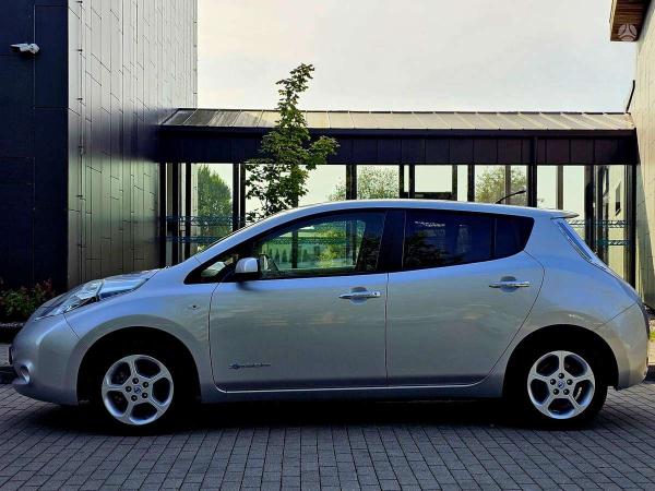 Grey Nissan Leaf 2012 in Taurage, with an engine capacity of 0.00 L and mileage of 149 thousand km for 3500 €, photo 4 on AUTOMOTO.COM.LV