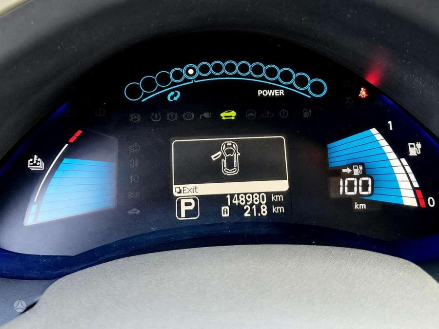 Grey Nissan Leaf 2012 in Taurage, with an engine capacity of 0.00 L and mileage of 149 thousand km for 3500 €, photo 21 on AUTOMOTO.COM.LV
