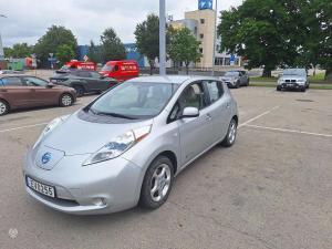Grey Nissan Leaf 2012 in Klaipeda, with an engine capacity of 0.00 L and mileage of 175 thousand km for 3300 €, photo 3 on AUTOMOTO.COM.LV