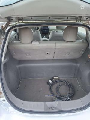 Grey Nissan Leaf 2012 in Klaipeda, with an engine capacity of 0.00 L and mileage of 175 thousand km for 3300 €, photo 10 on AUTOMOTO.COM.LV