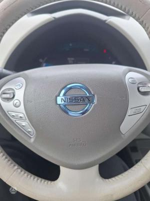 Grey Nissan Leaf 2012 in Klaipeda, with an engine capacity of 0.00 L and mileage of 175 thousand km for 3300 €, photo 17 on AUTOMOTO.COM.LV