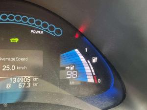 Grey Nissan Leaf 2012 in Kaunas, with an engine capacity of 0.00 L and mileage of 139 thousand km for 3300 €, photo 22 on AUTOMOTO.COM.LV