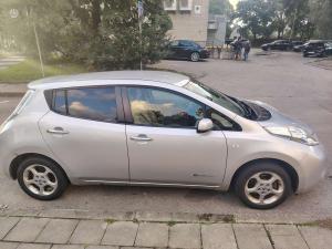 Grey Nissan Leaf 2012 in Klaipeda, with an engine capacity of 0.00 L and mileage of 153 thousand km for 2100 €, photo 3 on AUTOMOTO.COM.LV